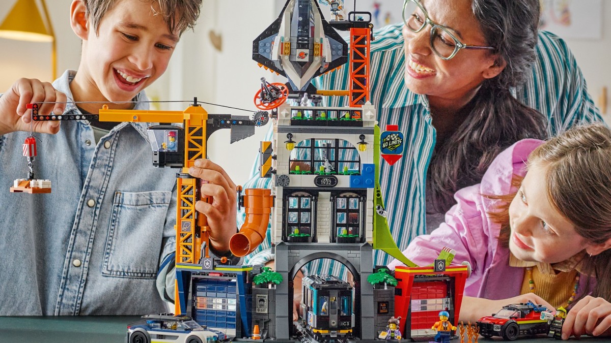 LEGO City 60473 The City Tower mashes up in massive model - Brick Fanatics